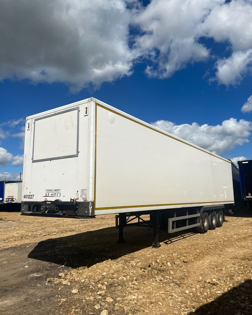 Buy HGV Trailers - BS Trailers - Truck & Trailer Hire, Fleet Maintenance