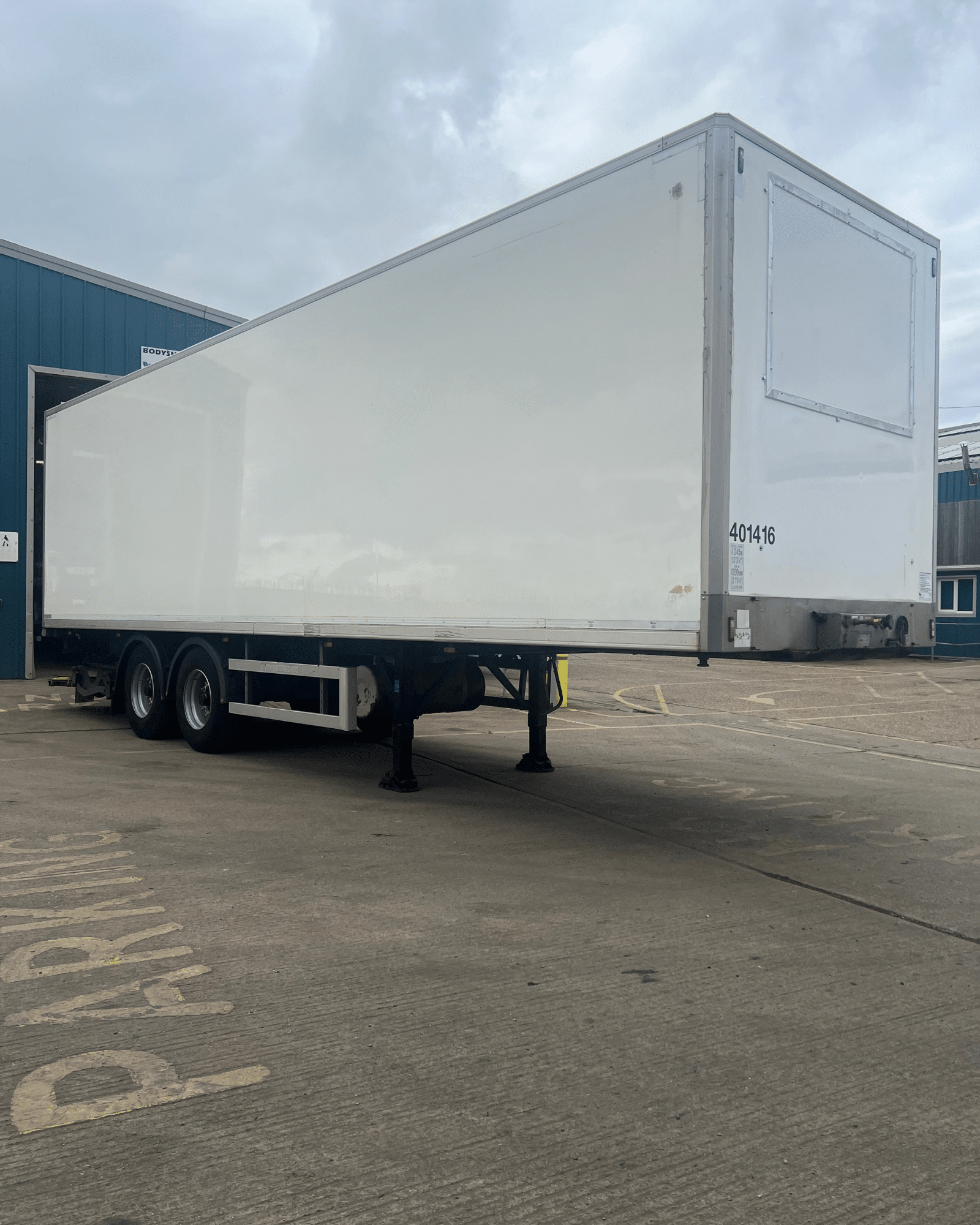 HGV Box Trailers For Sale UK - Buy New & Used Trailers