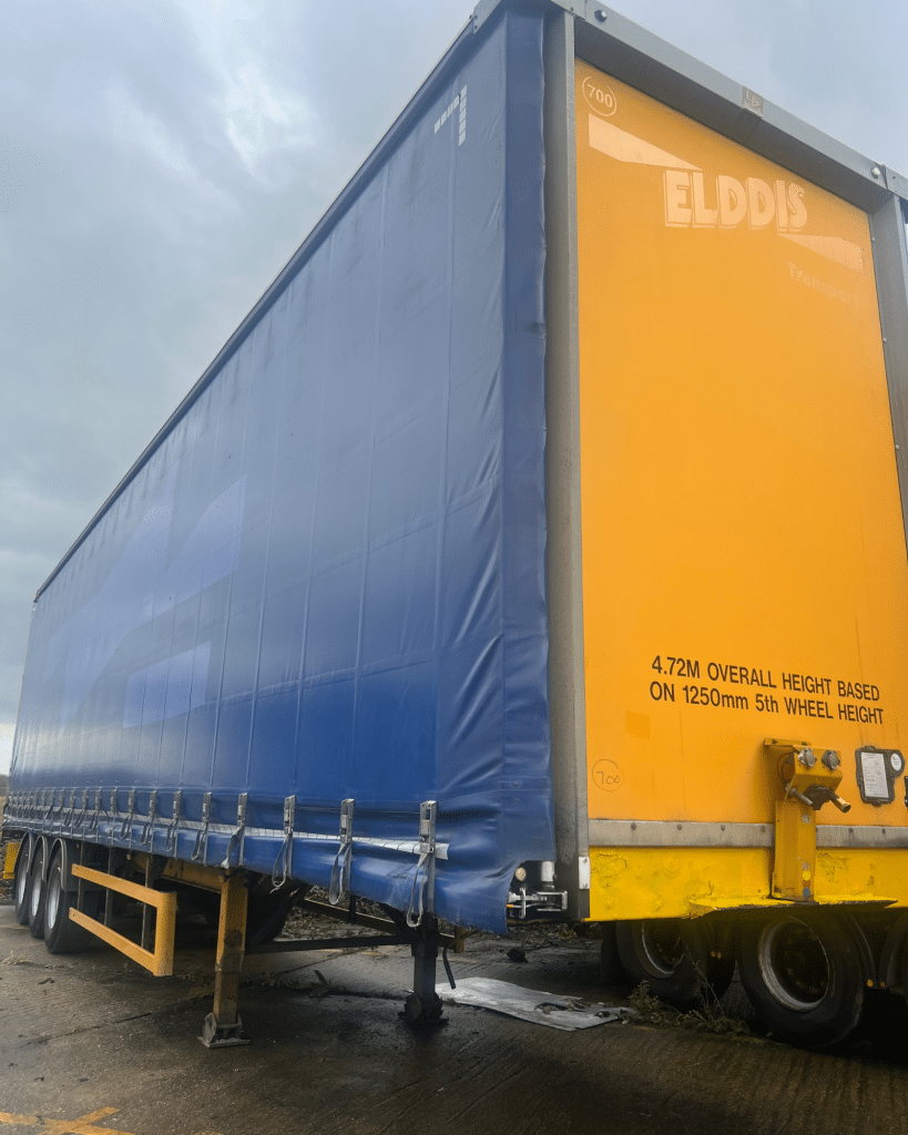 Curtainsider Trailers For Sale UK - New & Used HGV Trailers