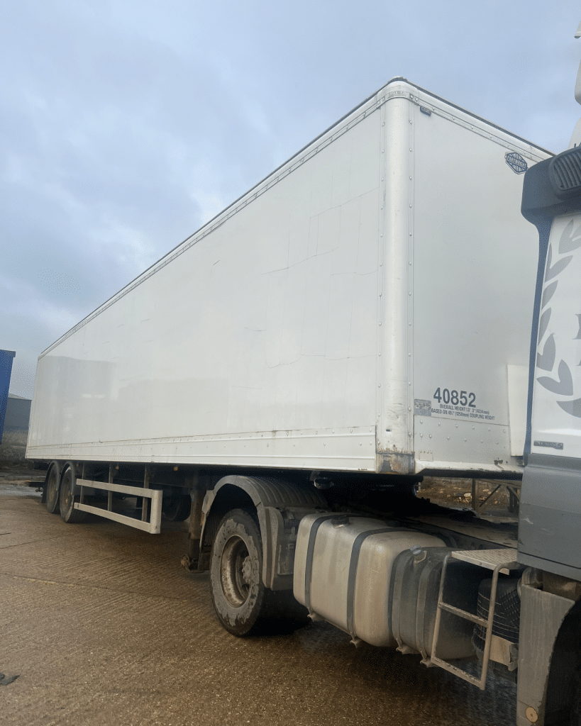 HGV Box Trailers For Sale UK - Buy New & Used Trailers