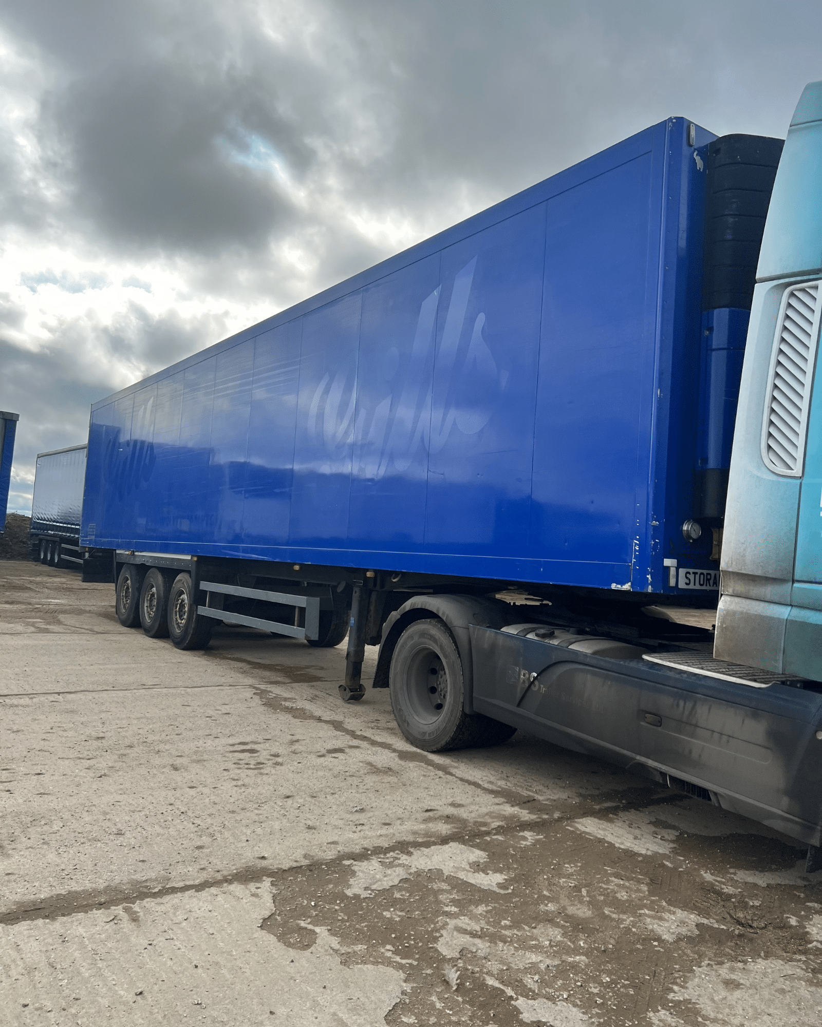 HGV Trailers For Sale UK - Used Truck Trailers | BS Trailers