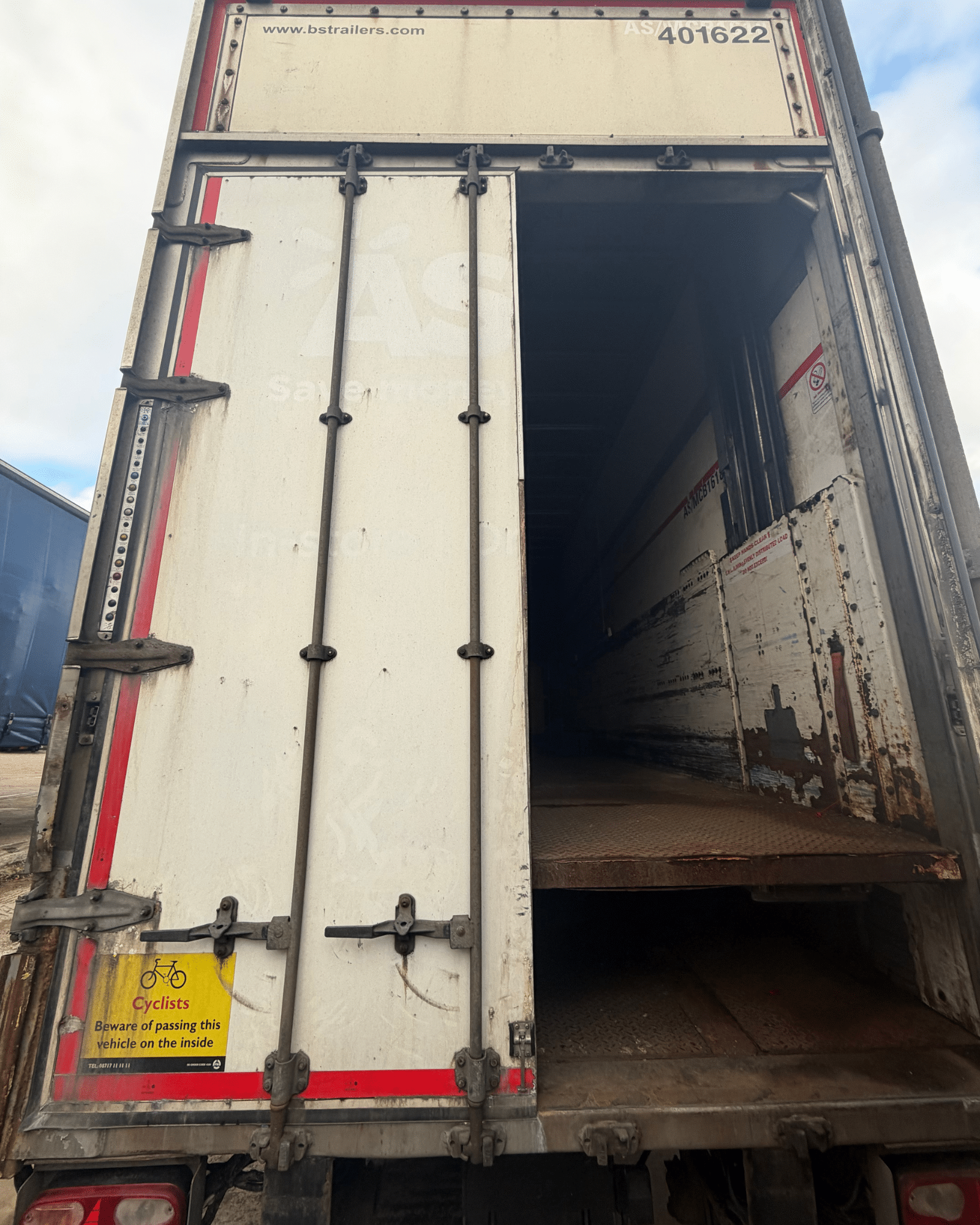 13.6m Cartwright Tri Axle Double Deck Lifting Box Trailer (2016 ...